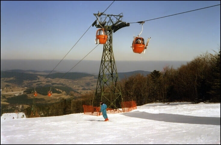 L'histoire de POMA - POMA, le transport par câble depuis 80 ans
