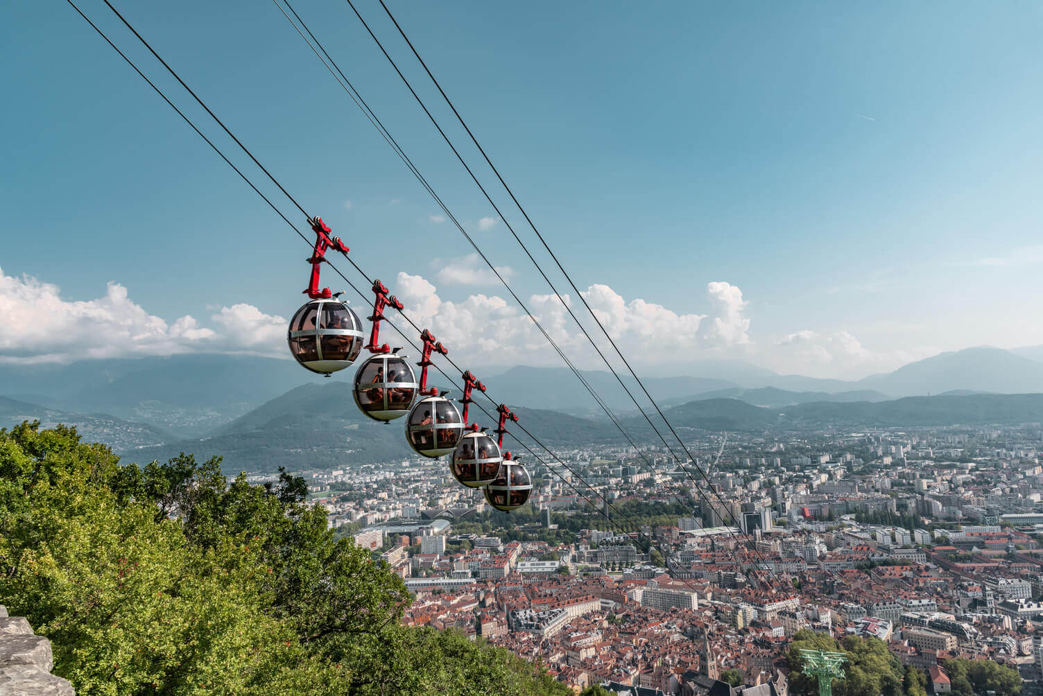 L'histoire de POMA - POMA, le transport par câble depuis 80 ans