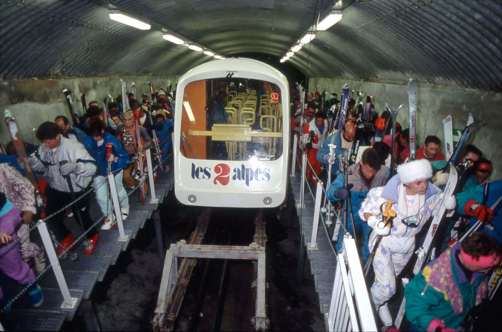 Technology POMA • 80 years of development in ropeway solutions