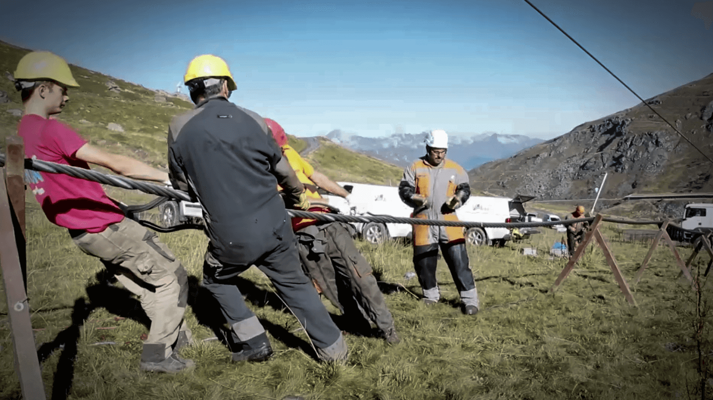 Splicing: Definition and realization process of a cable loop