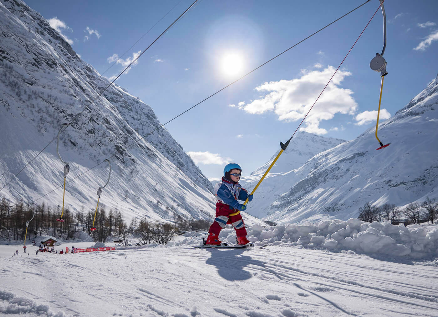 Téléski à enrouleurs POMA• Idéal pour les skieurs débutants