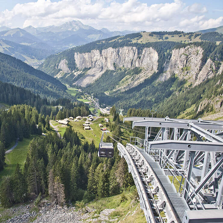 Prodains Express Avoriaz • 3S aerial ropeway - POMA