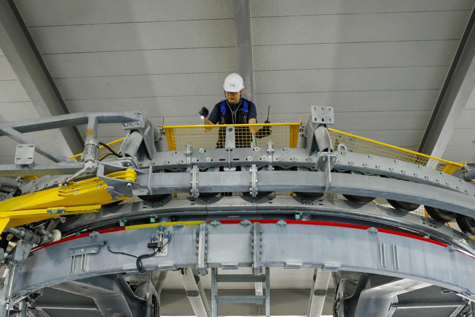 Technology POMA • 80 years of development in ropeway solutions