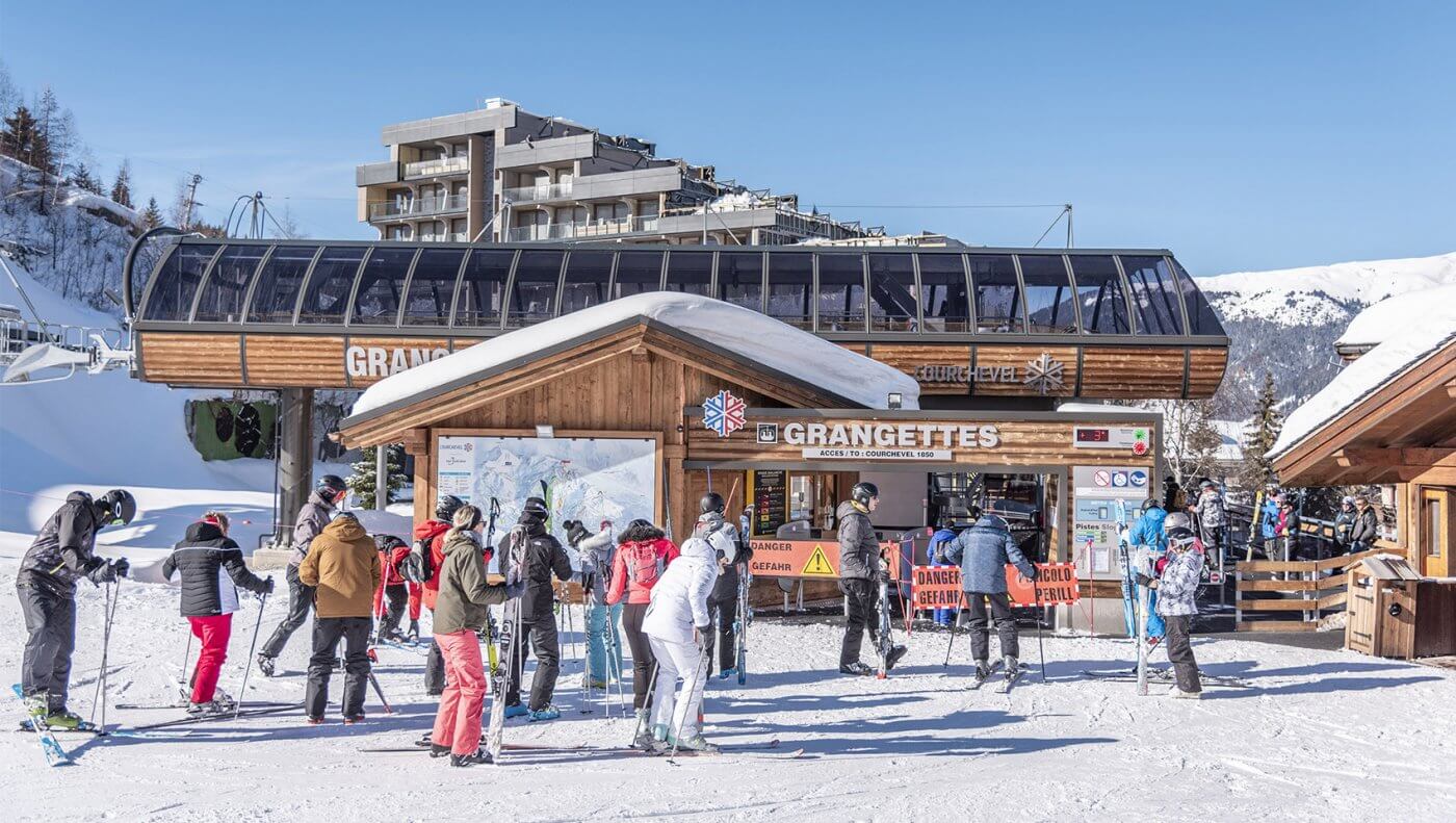 Les Grangettes Gondola Lift POMA, Courchevel Intra-resort link