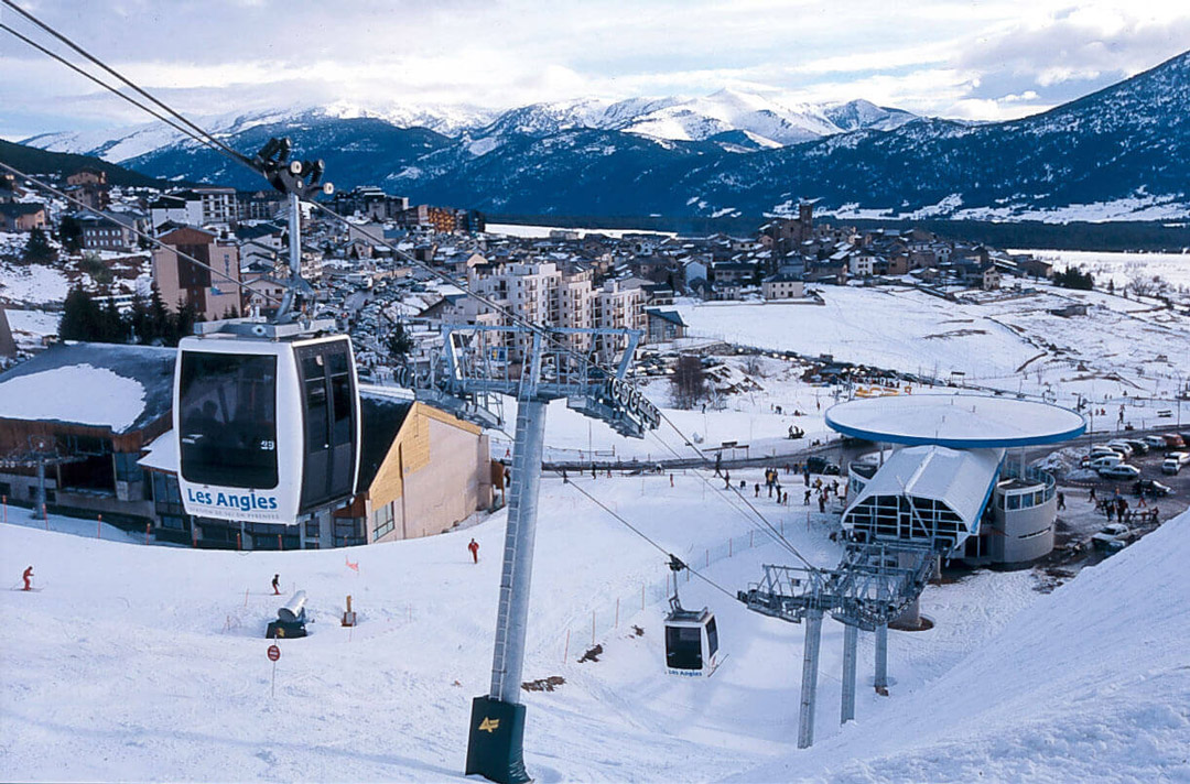 L'histoire de POMA - POMA, le transport par câble depuis 80 ans