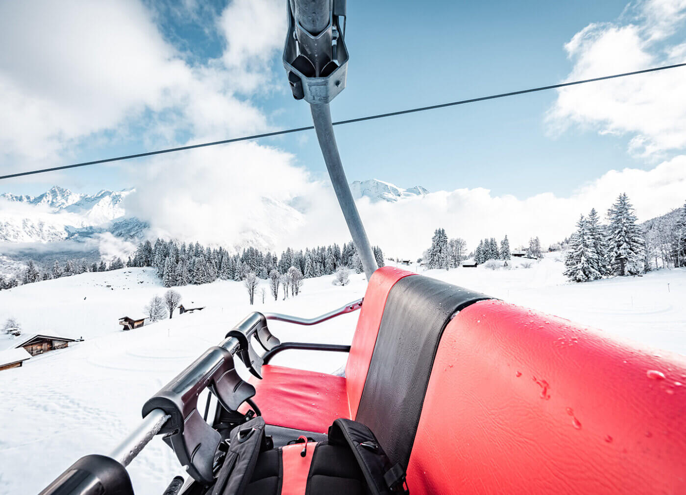 POMA Chairs - Confort and security, configure your chairlift!