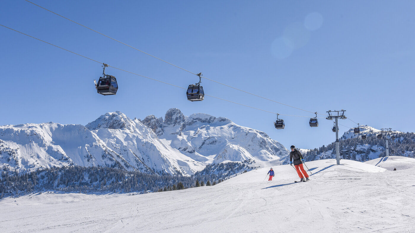 Bienvenidos a la web de POMA, líder en transporte por cable