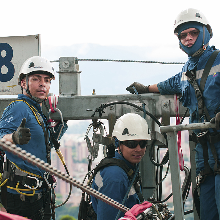POMA Colombia - Installation et Maintenance des systèmes POMA