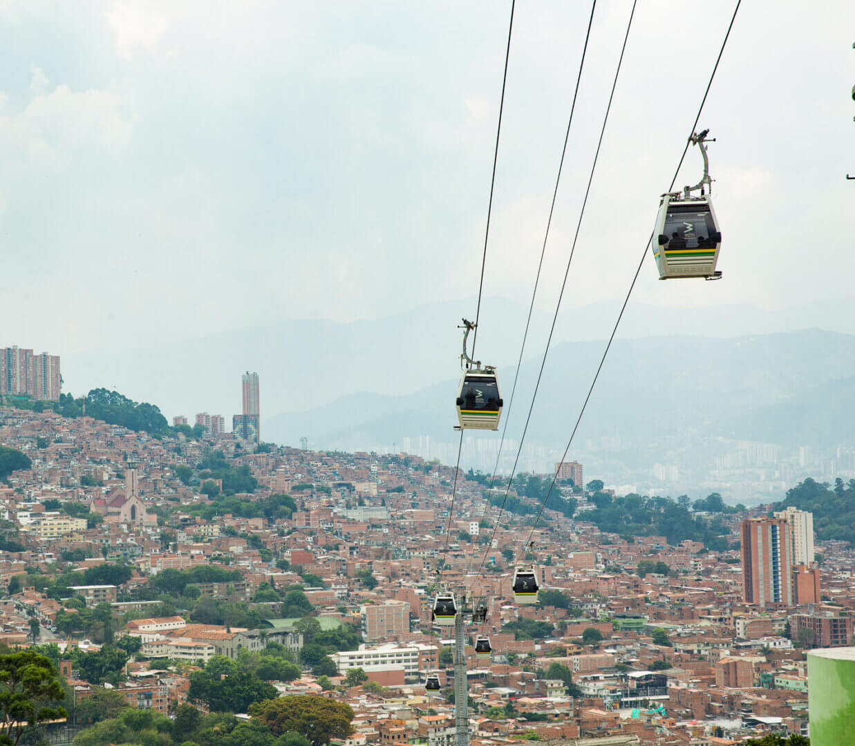 Opening of the Medellin Metrocable 6th line : the "P" line