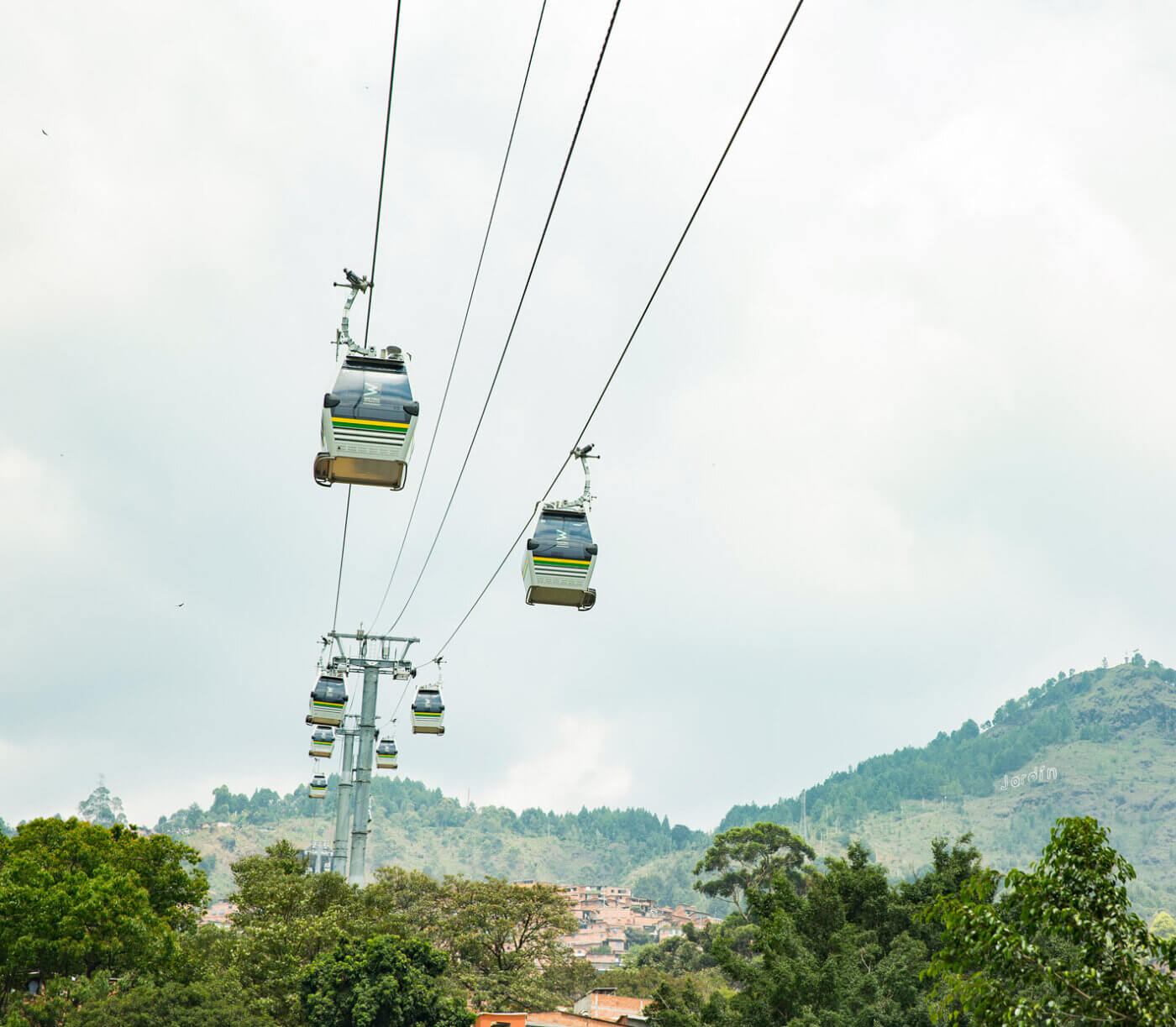 Opening of the Medellin Metrocable 6th line : the "P" line
